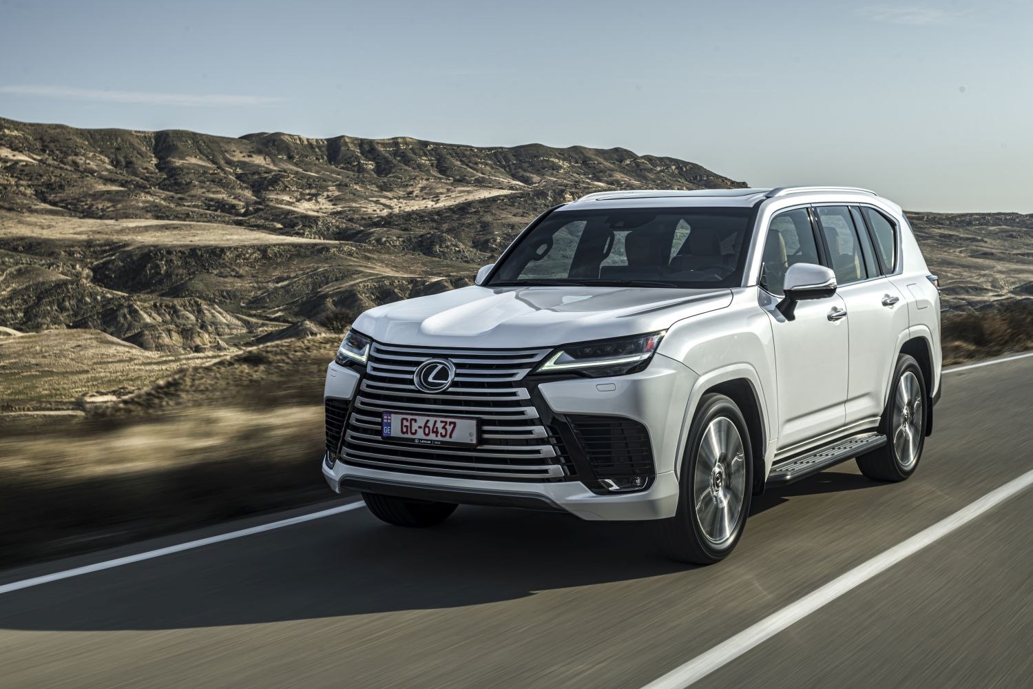 Lexus LX IV (J300) 600 V6 (415 Hp) AWD Direct Shift 7 Seat